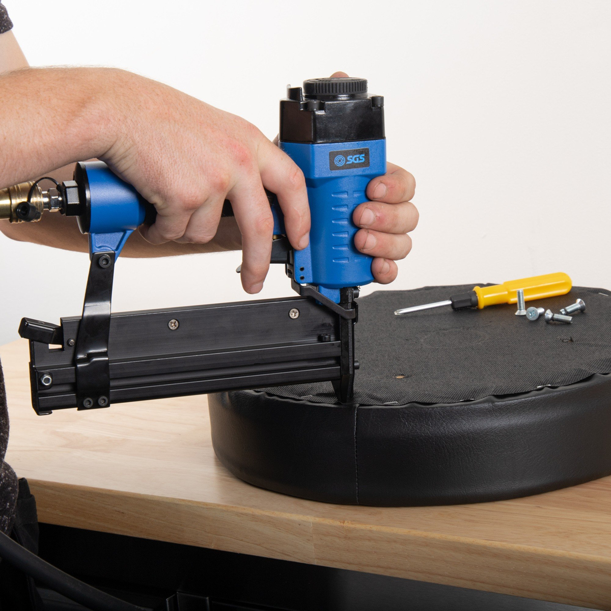 Combination 2 in 1 Air Nail & Staple Gun